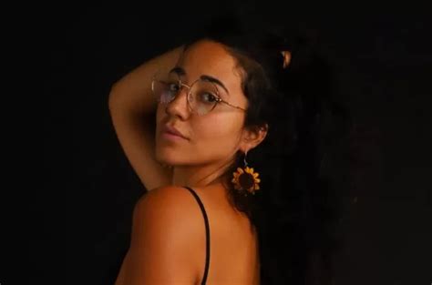 Quiero Desarrollar El Yoga Y La Meditación Erótica” La Profe De Yoga Que Se Unió A Arsmate El