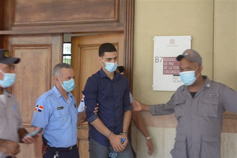 Dictan 20 años de cárcel a joven que mató médico y quemó su cuerpo El