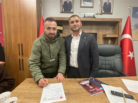 CHPde istifa eden 25 kişi MHPye üye oldu Beykoz Ses