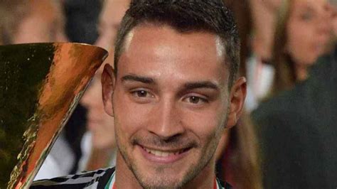 Idea Folle Per De Sciglio Grazie A Lui Arriva Un Campione D Italia