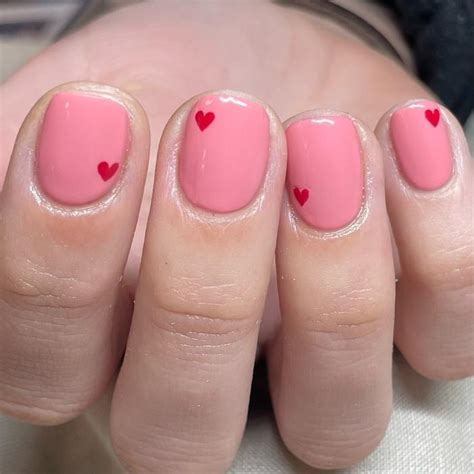 60 Valentine S Day Nail Ideas That Are Chic Not Cheesy Who What Wear UK