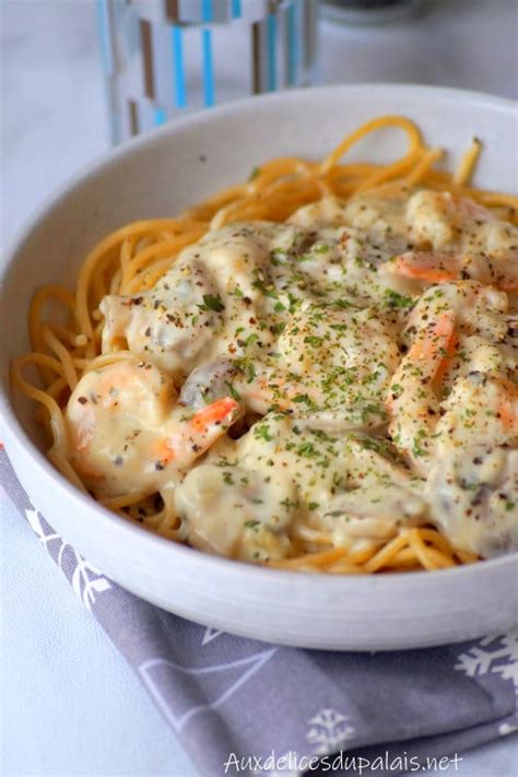 Spaghetti aux crevettes sauce crémeuse aux champignons Aux délices