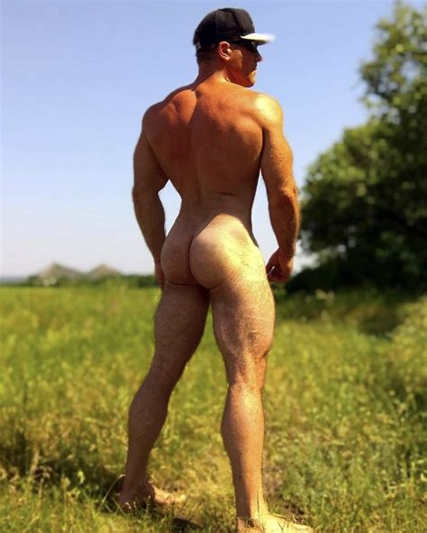 OMG He S Naked Competitive Ukrainian Bodybuilder Aleksej Pylypenko