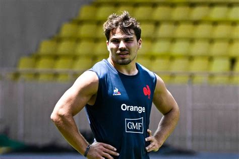 À 1 an des JO Paris 2024 Antoine Dupont avec France 7 Ce serait