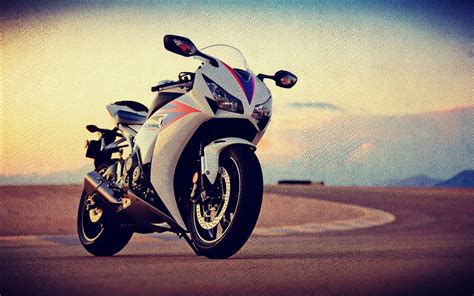 1440x900 Resolution White And Black Sports Bike Cbr Honda HD