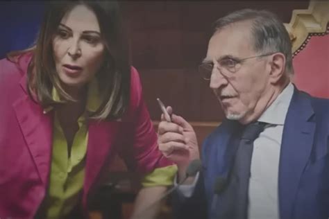 Santanché La Russa il caso della villa di Forte dei Marmi comprata e