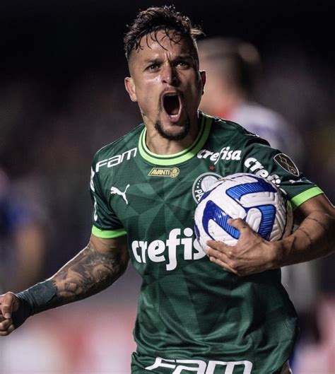 Parmera Emoção on Twitter De Scarpa para Artur foi um UPGRADE