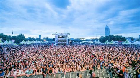 Biggest Music Festivals 2024 Image To U