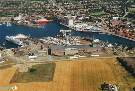 Arkiv Dk Nakskov Luftfoto 2001