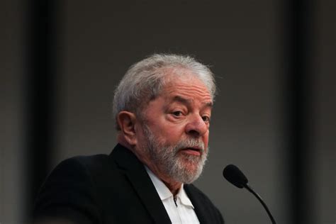 61 dizem que não votariam em candidato apoiado por Lula diz pesquisa