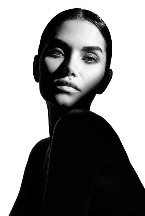 Pin By Rokia On Studio Portrait Photography Shadow Portraits