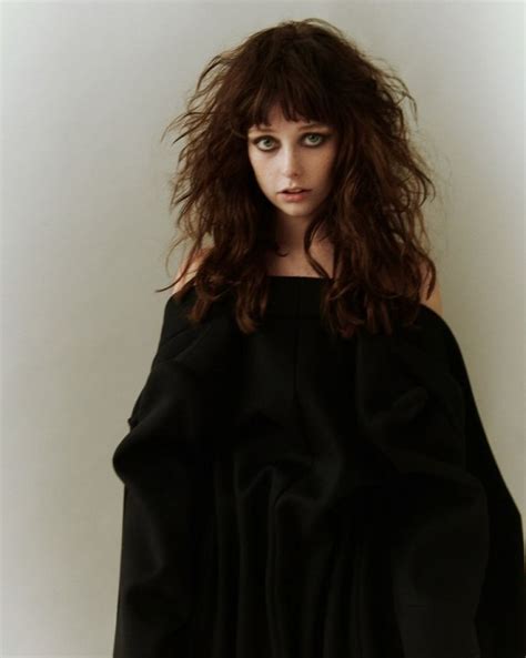 Suzanna Son Foxes Magazine October Celebmafia