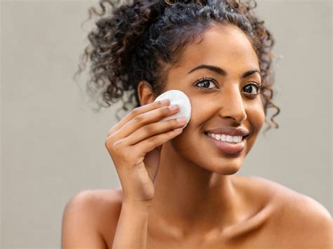 Cómo preparar la piel antes del maquillaje