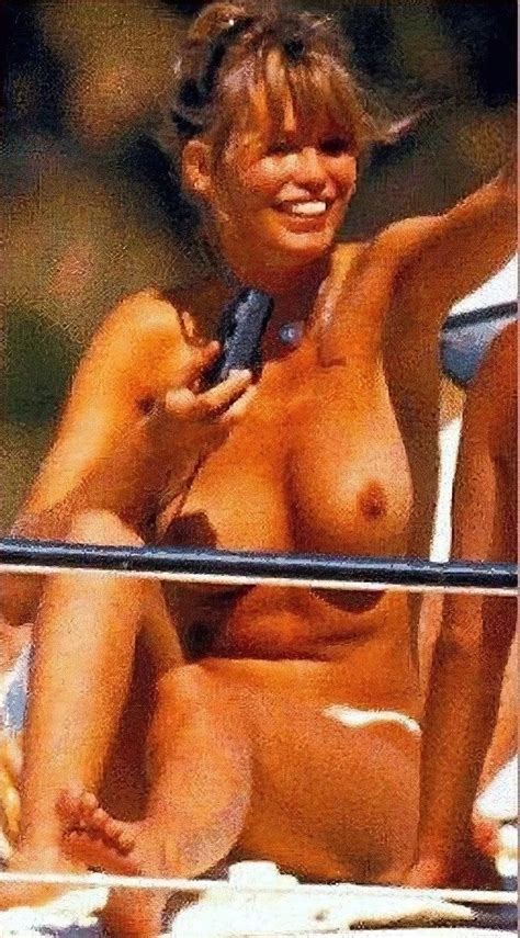 Claudia Schiffer Nude Ultimate Collection Photos Onlyfans Leaked
