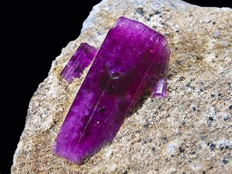 Descifran y catalogan los orígenes de los minerales de la Tierra