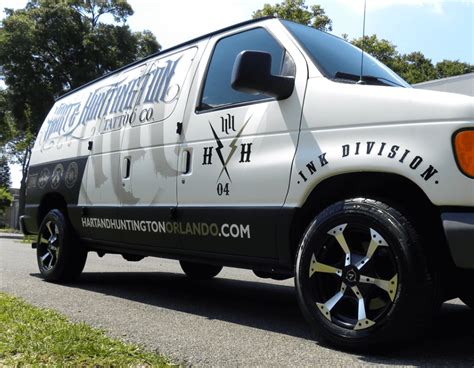 MATTE AND GLOSS OVERLAY VEHICLE WRAP Hittnskins
