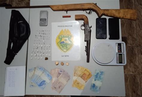 Jovem Preso Por Tr Fico De Drogas E Posse Ilegal De Arma Em