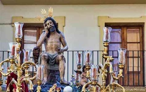 Vuelve El Cristo De Humildad Y Paciencia
