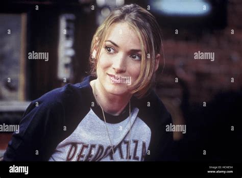 MR DEEDS Winona Ryder 2002 C Columbia Courtesy Everett Collection