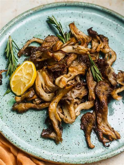 Pan Fried Oyster Mushrooms With Rosemary Home Cooking Collective