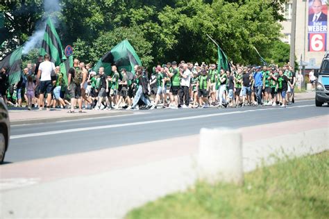 Kibice na meczu Stal Stalowa Wola Zagłębie II Lubin w drugiej lidze