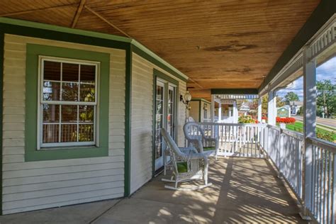 Carlisle Inn Walnut Creek Millersburg Ohio US Reservations