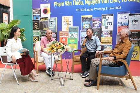 Nhà xuất bản Trẻ Kỷ niệm 15 năm tủ sách khoa học và khám phá Doanh Chủ