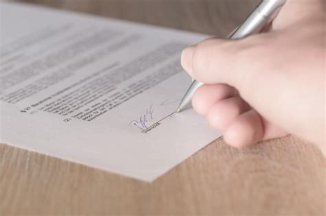 Ile wynosi najniższa krajowa w Polsce sprawdź jaka jest minimalna