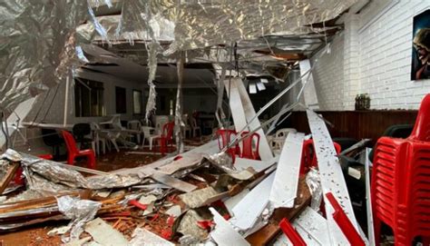 Forte temporal rajadas de vento acima de 100 km h atingiu Chapecó e