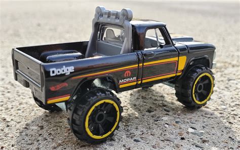 70 DODGE POWER WAGON MOPAR SERIES HOT WHEELS WALMART