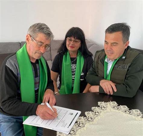 For A Dreptei Vrancea I Prezint Cei Doi Primari Care I Au Ob Inut