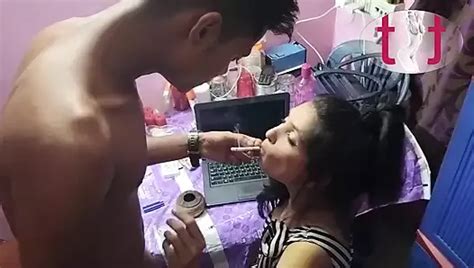 印度热辣学生下课后做爱！热 女朋友 性爱 Xhamster
