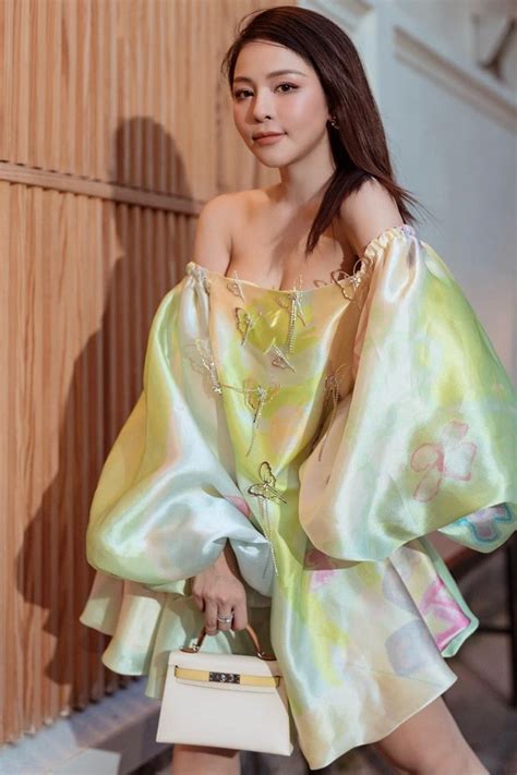 Hot Girl Tr M Anh C Ng Khai B N Trai M I Sau N M N O L Clip Ph T