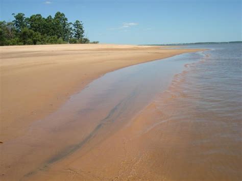 Escapadas La Localidad Entrerriana Que Une El Relax De Las Termas Con