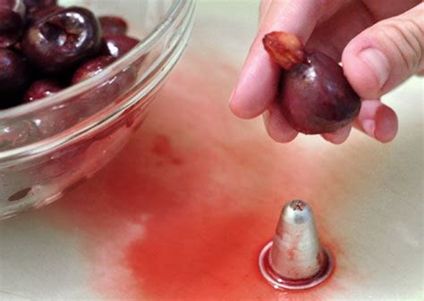 5 Easy Ways To Pit Fresh Cherries Without A Cherry Pitter Cherry