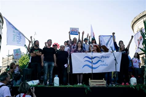 Ekološki protest u Beogradu Ustanak za opstanak za čist vazduh i