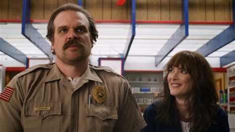 Some Stranger Things Fans Have A Particular Soft Spot For Joyce And