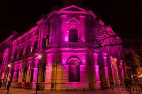 Octubre se pinta de rosa en Córdoba por el cáncer de mama El Diario