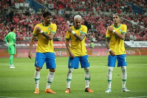 Tite anunció la lista de 26 jugadores de Brasil para el Mundial de