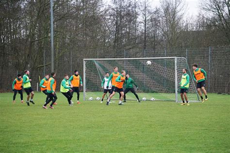 Vfb L Beck Kurzes Durchschnaufen Dann Winkt Auch Schon Das Erste
