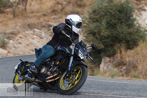 Prueba QJ Motor SRK 400 Vídeo