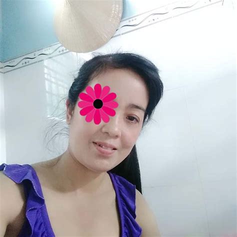 Hồng Trâm Máy bay bà già thành đạt cô đơn lâu năm Máy Bay Bà Già AZ