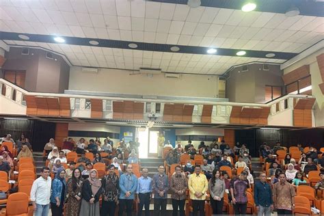 UI Edukasi Masyarakat Tentang Bahaya Sampah Plastik ANTARA News