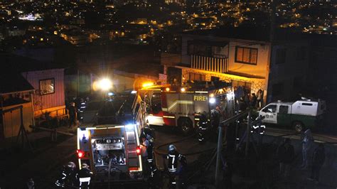 Chile declara alerta roja por incendios en Valparaíso HISPANTV