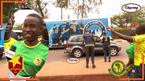 MASHABIKI WAMSHNGILIA MAYELE NA TIMU YAKE MWALIMU YANGA AWAPIGA