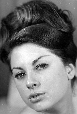 LL57 VINTAGE 1960S UK PINUP WOMAN MODEL NEGATIVE PHOTO British Icon