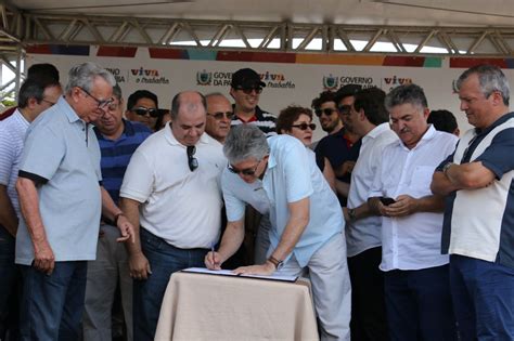 MaisPB Governo inaugura pavimentação no Conde