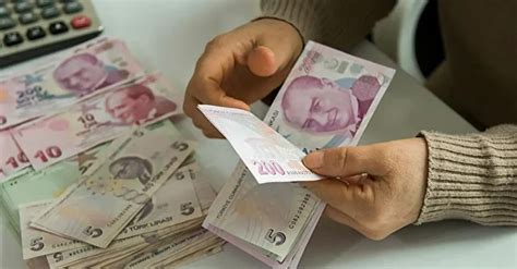 Emekli maaş zammında farklı oran çıktı Emekliye asgari ücret rotalı