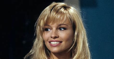 Pamela Anderson Claims Tim Allen Flashed Penis At Her On Set Of Home