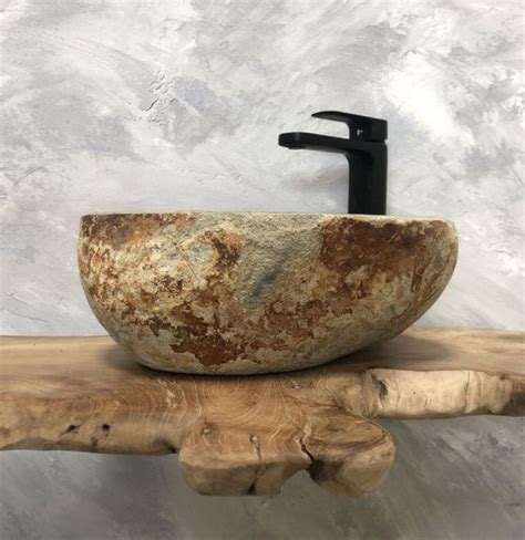 LAVABO DE PIEDRA NATURAL DE RÍO Uñas con piedras Piedras naturales